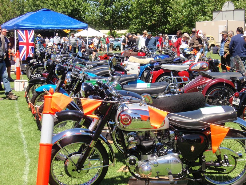 Classic brish cars & bike day out in South OZZ